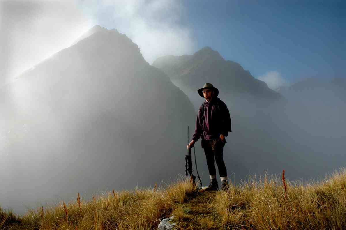 The 5 Must-Have Weather Tools For Every Serious Hunter - Freedom Residence