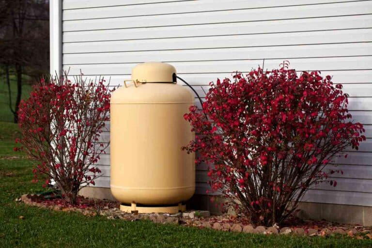 Is It Safe To Leave A Propane Tank In The Car? - Freedom Residence
