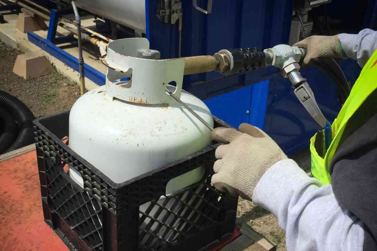 Filling A Propane Tank That’s Not Quite Empty: What You Need To Know ...